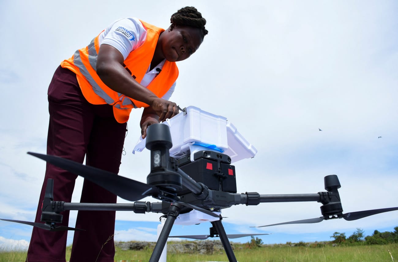 Drones Deliver Humanitarian Aid in Africa | Think Global Health