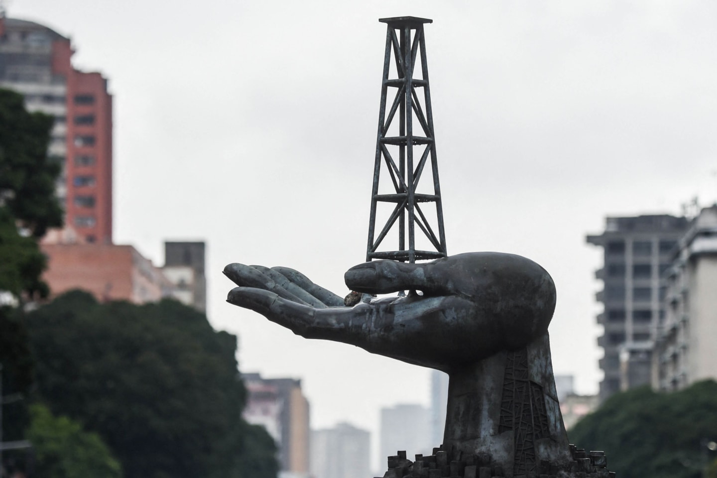 Oil, Power, and the Climate Stakes of the U.S. Move in Venezuela ...